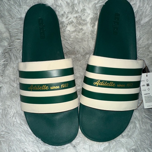 adidas | Shoes | Adidas Adilette Comfort Slide Size 8 Sandal Collegiate ...